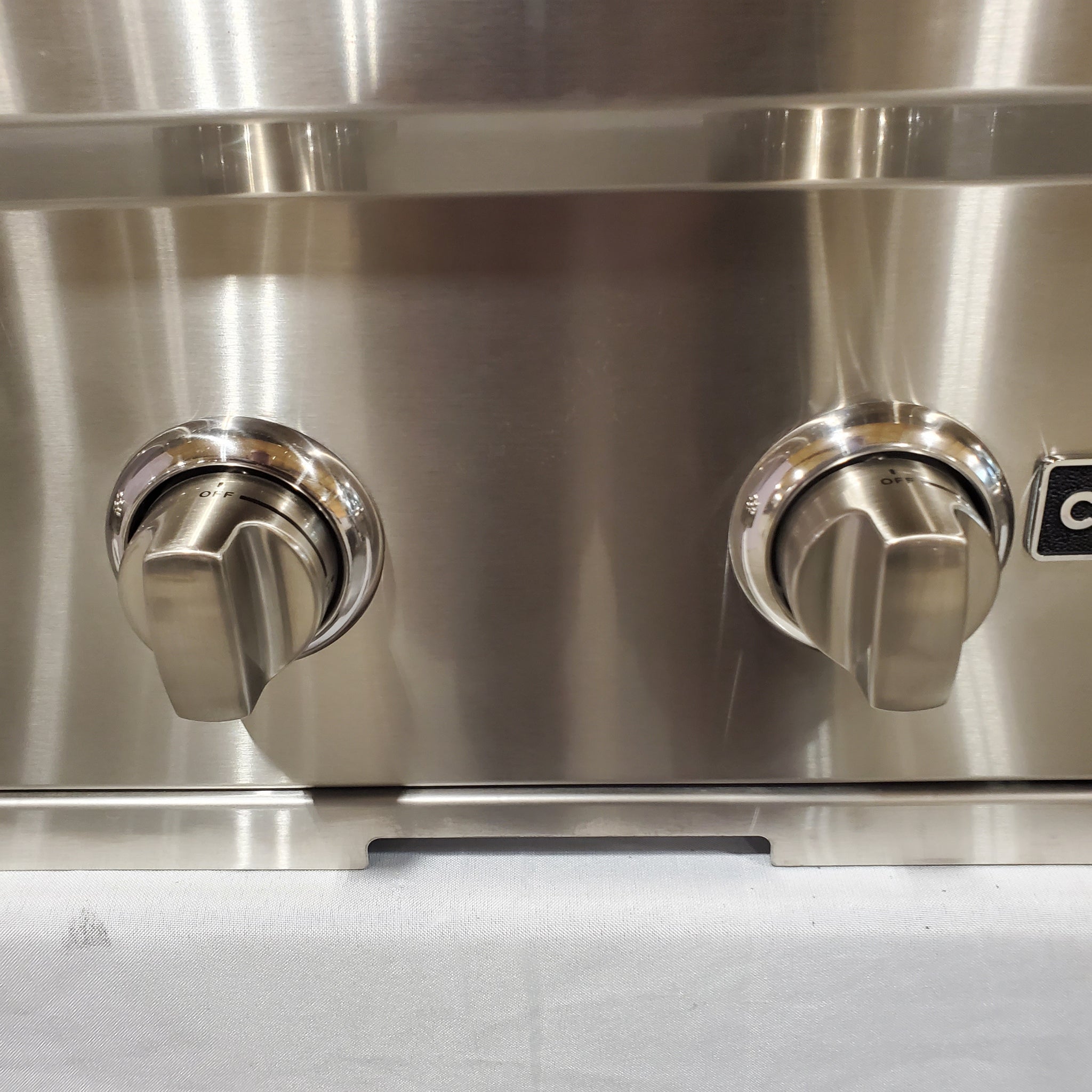 Coyote 36 Inch Built-In Grill with 4 Infinity Burners™, 875 sq. in. Co