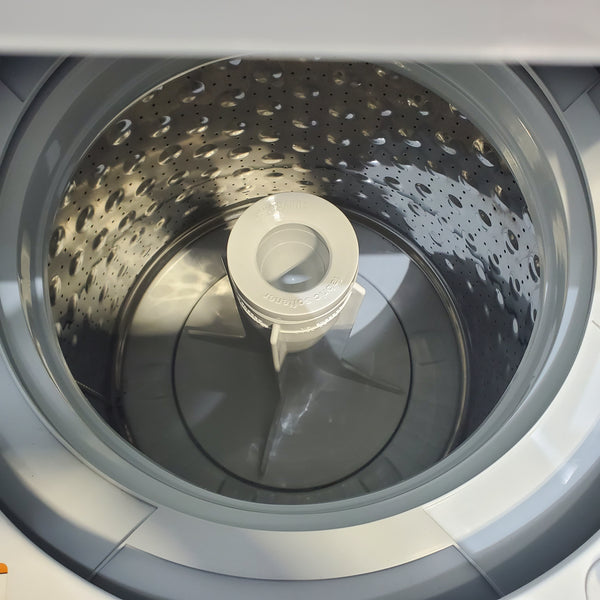 24 in. Wide GE Spacemaker Laundry Center with 2.3 cu. ft. Capacity Top