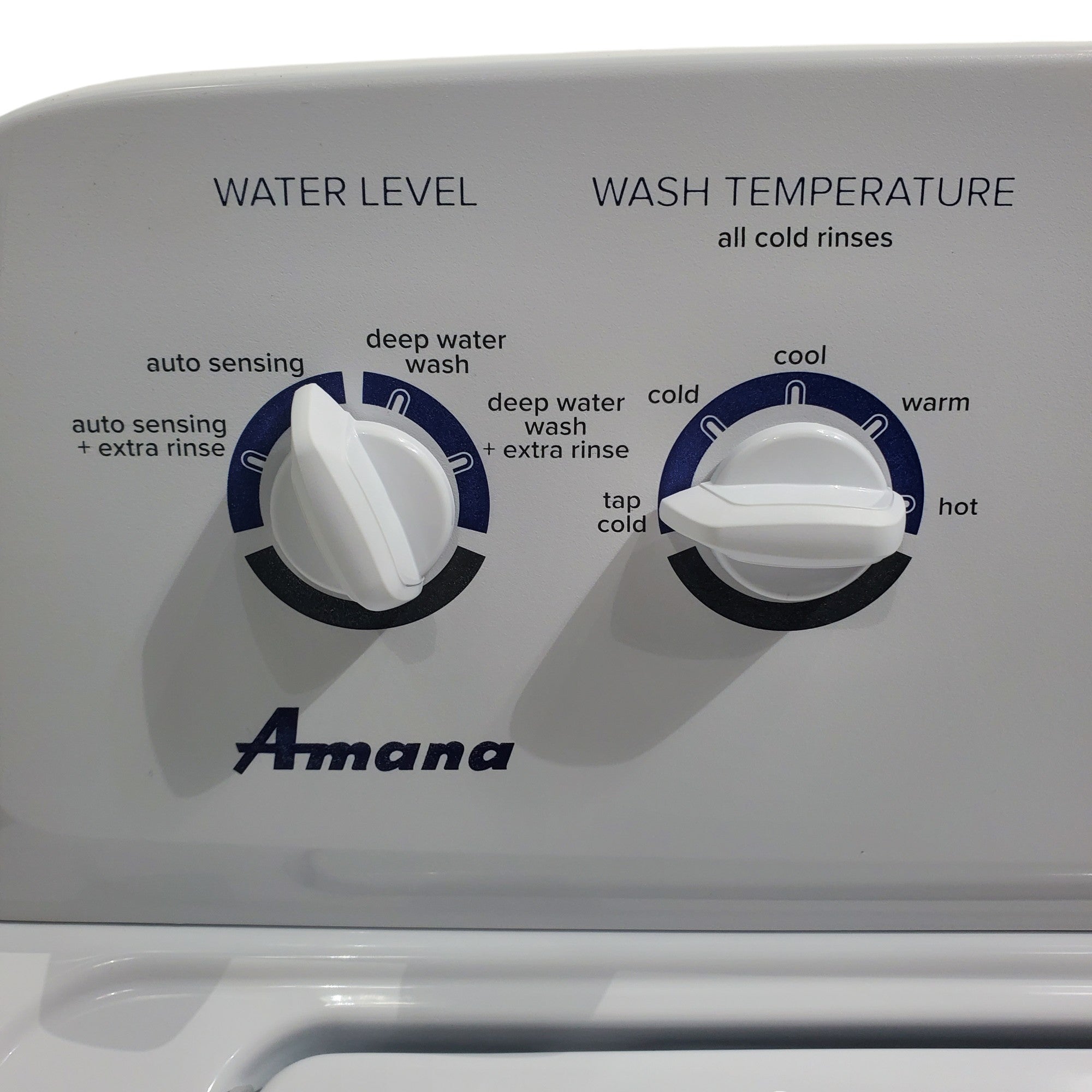 White Amana 3.5 cu. ft. Top-Load Washer with Deep Water Wash Option