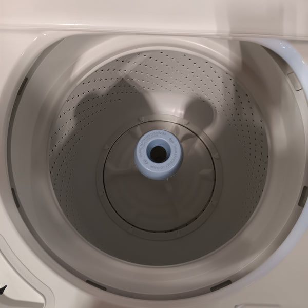 Crosley White 3.5 Cu. Ft. Top Load 9 Cycle Washer with Late Lid Lock C