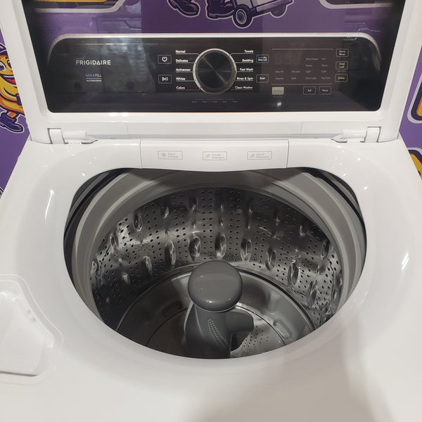 Frigidaire 4.4 Cu. Ft. Top Load Washer in White FLVW7523BW - Scratch